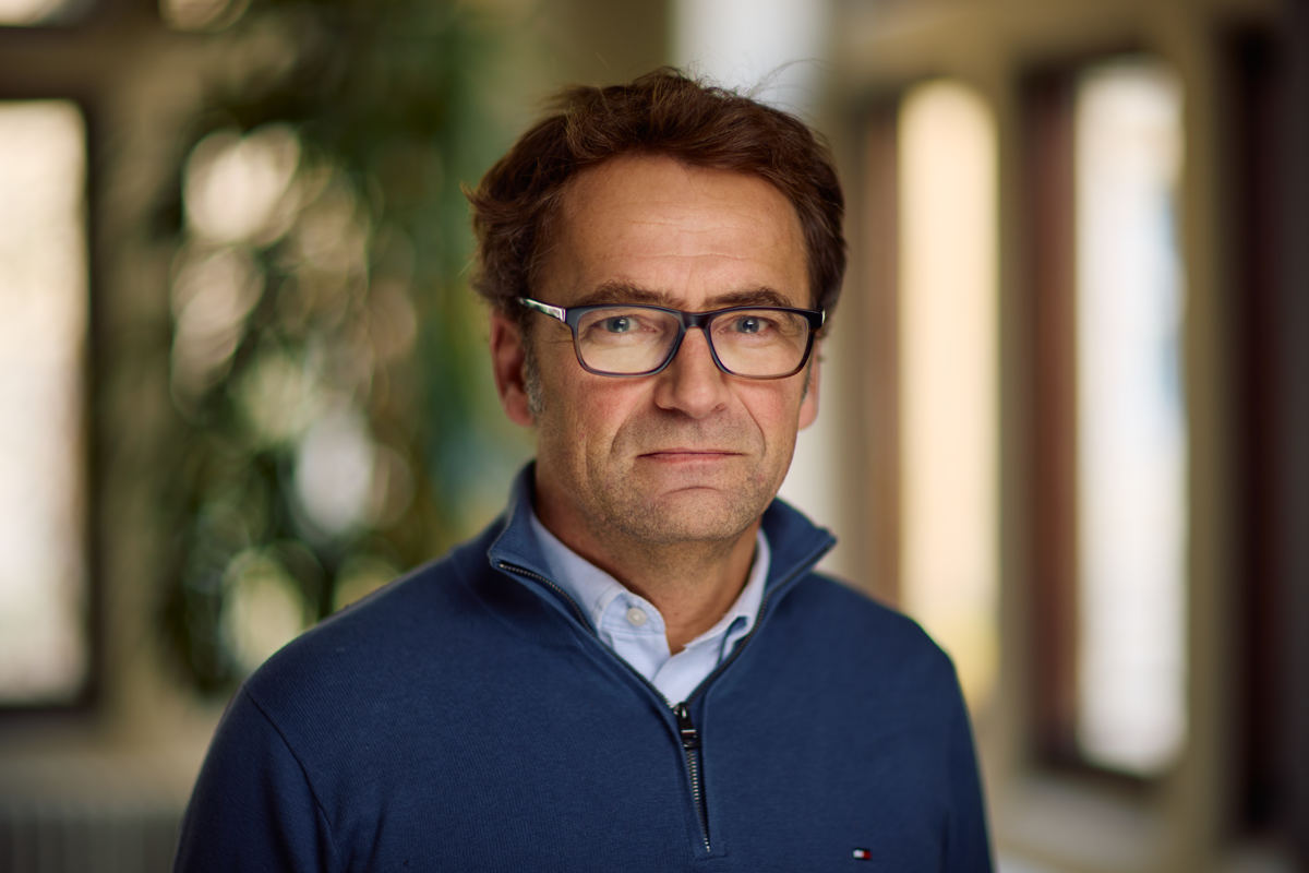 Professor Jim Hall Elected Fellow of the Royal Society | OPSIS | Oxford ...